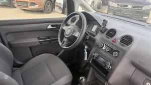 Blue Volkswagen Caddy 2015 in Marijampole, with an engine capacity of 1.60 L and mileage of 290 thousand km for 6999 €, photo 21 on AUTOMOTO.COM.LV