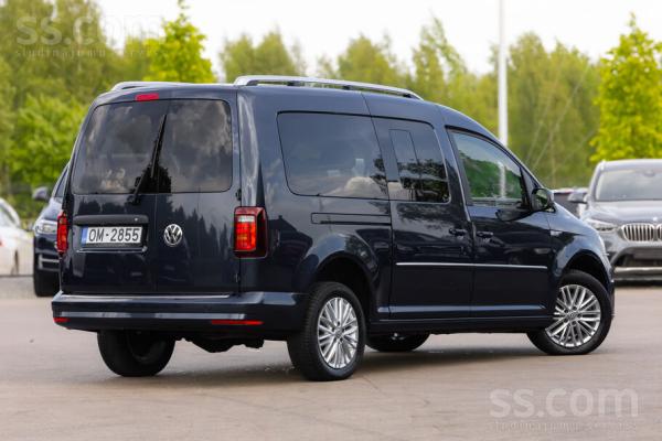 Blue Volkswagen Caddy 2016 in Jelgava, with an engine capacity of 2.00 L and mileage of 0 thousand km for 13700 €, photo 4 on AUTOMOTO.COM.LV