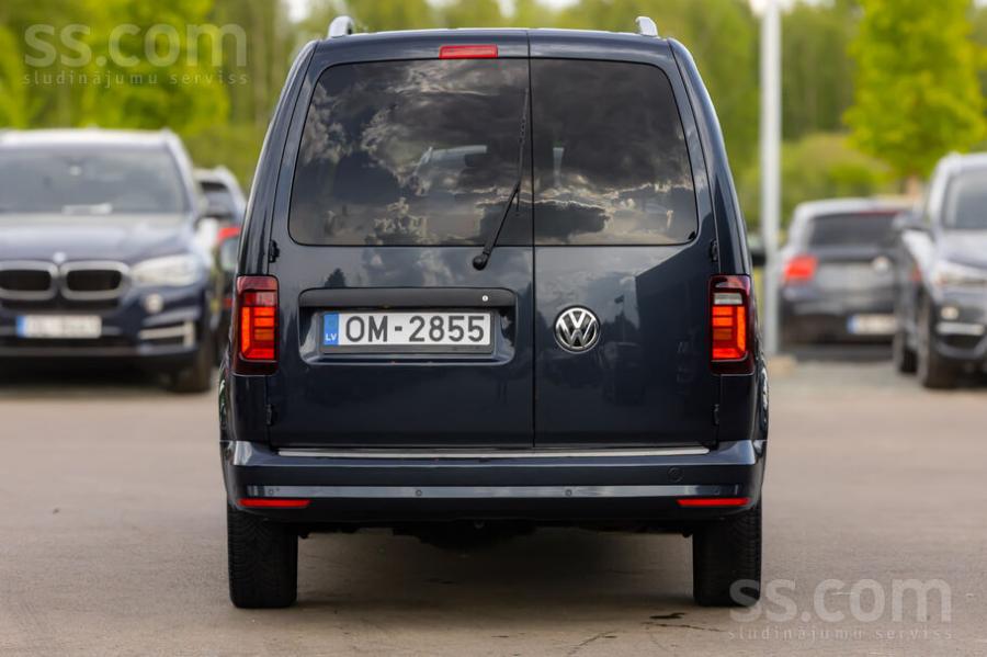Blue Volkswagen Caddy 2016 in Jelgava, with an engine capacity of 2.00 L and mileage of 0 thousand km for 13700 €, photo 6 on AUTOMOTO.COM.LV