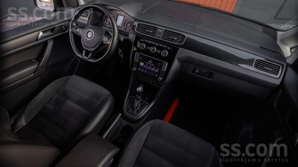 Blue Volkswagen Caddy 2016 in Jelgava, with an engine capacity of 2.00 L and mileage of 0 thousand km for 13700 €, photo 8 on AUTOMOTO.COM.LV