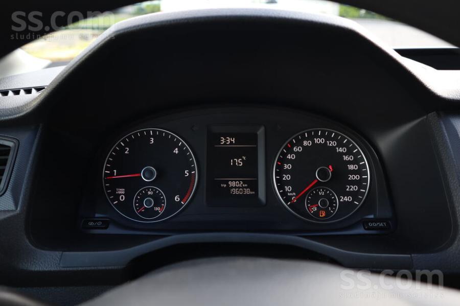 Zils Volkswagen Caddy 2016 Rīga, ar dzinēja tilpumu 2.00 L un nobraukumu 193 tūkst. km par 7490 €, foto 17 vietnē AUTOMOTO.COM.LV