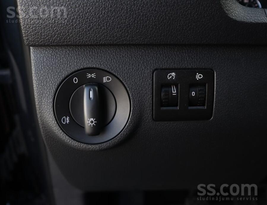 Zils Volkswagen Caddy 2016 Rīga, ar dzinēja tilpumu 2.00 L un nobraukumu 193 tūkst. km par 7490 €, foto 25 vietnē AUTOMOTO.COM.LV