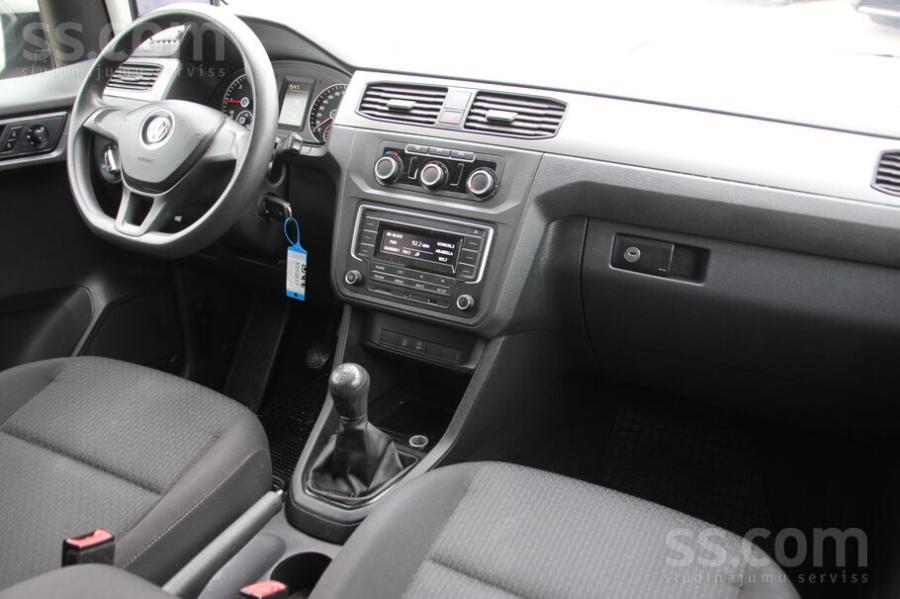 Blue Volkswagen Caddy 2016 in Tukums, with an engine capacity of 2.00 L and mileage of 294 thousand km for 8990 €, photo 6 on AUTOMOTO.COM.LV