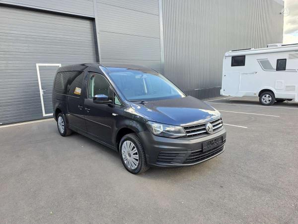 Blue Volkswagen Caddy 2016 in Kaunas, with an engine capacity of 1.97 L and mileage of 338 thousand km for 4800 €, photo 1 on AUTOMOTO.COM.LV