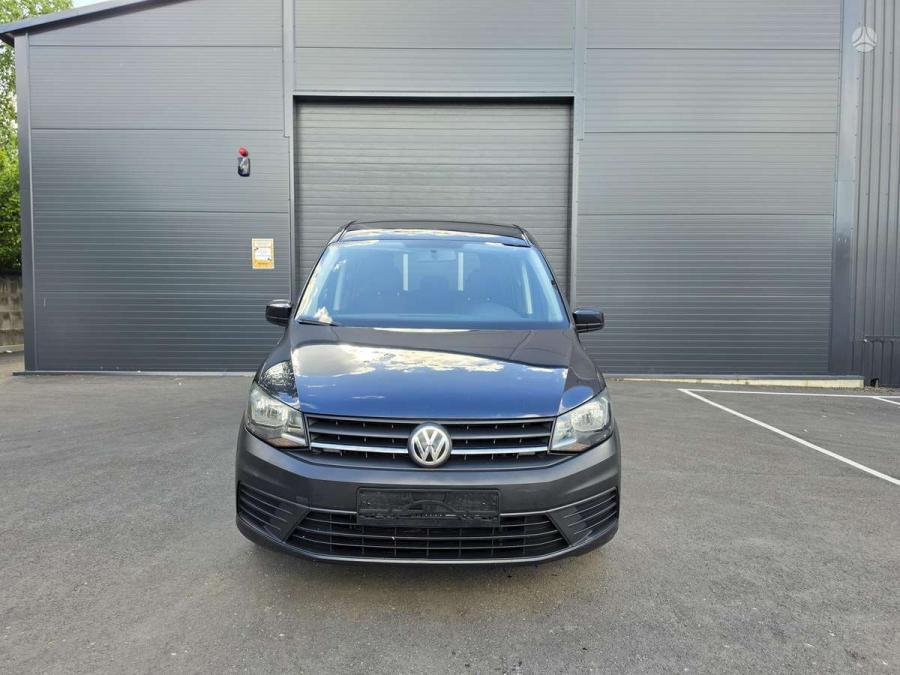 Zils Volkswagen Caddy 2016 Kauņa, ar dzinēja tilpumu 1.97 L un nobraukumu 338 tūkst. km par 4800 €, foto 3 vietnē AUTOMOTO.COM.LV