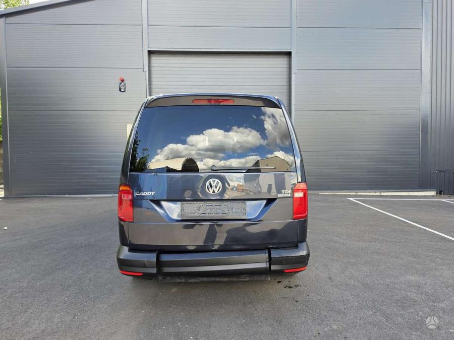 Zils Volkswagen Caddy 2016 Kauņa, ar dzinēja tilpumu 1.97 L un nobraukumu 338 tūkst. km par 4800 €, foto 8 vietnē AUTOMOTO.COM.LV