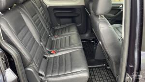 Blue Volkswagen Caddy 2016 in Marijampole, with an engine capacity of 2.00 L and mileage of 310 thousand km for 9790 €, photo 15 on AUTOMOTO.COM.LV