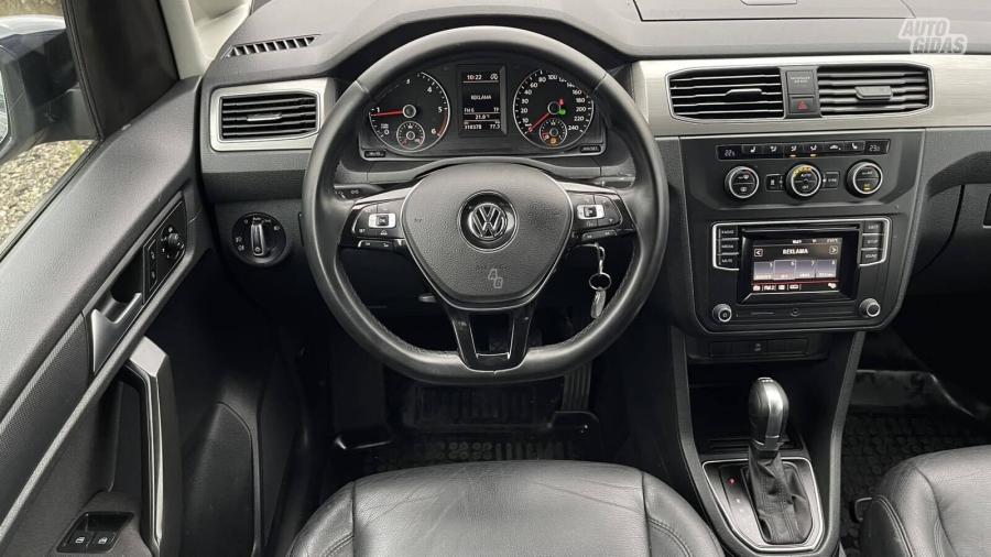 Blue Volkswagen Caddy 2016 in Marijampole, with an engine capacity of 2.00 L and mileage of 310 thousand km for 9790 €, photo 16 on AUTOMOTO.COM.LV