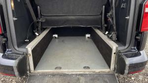 Zils Volkswagen Caddy 2016 Marijampole, ar dzinēja tilpumu 1.97 L un nobraukumu 310 tūkst. km par 9790 €, foto 13 vietnē AUTOMOTO.COM.LV