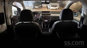 Blue Volkswagen Caddy 2016 in Riga, with an engine capacity of 2.00 L and mileage of 222 thousand km for 10500 €, photo 16 on AUTOMOTO.COM.LV