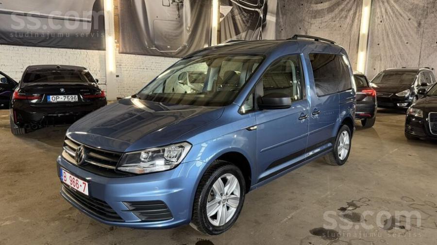 Blue Volkswagen Caddy 2016 in Riga, with an engine capacity of 2.00 L and mileage of 222 thousand km for 10500 €, photo 19 on AUTOMOTO.COM.LV