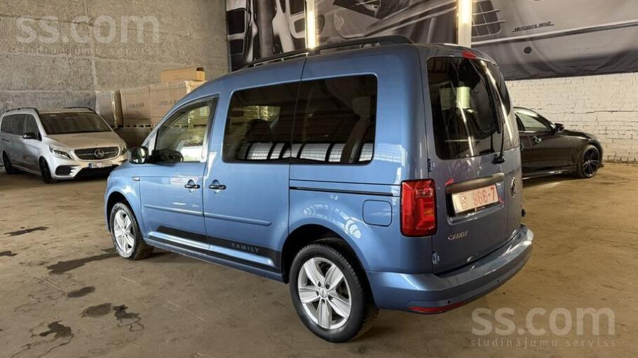 Blue Volkswagen Caddy 2016 in Riga, with an engine capacity of 2.00 L and mileage of 222 thousand km for 10500 €, photo 20 on AUTOMOTO.COM.LV