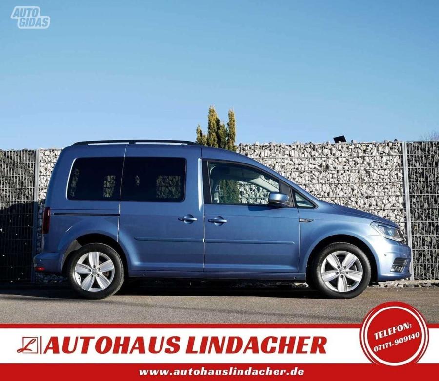 Blue Volkswagen Caddy 2018 in Kaunas, with an engine capacity of 2.00 L and mileage of 85 thousand km for 23193 €, photo 2 on AUTOMOTO.COM.LV