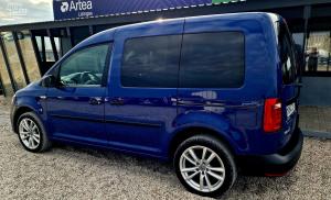 Blue Volkswagen Caddy 2018 in Kretinga, with an engine capacity of 2.00 L and mileage of 189 thousand km for 9850 €, photo 11 on AUTOMOTO.COM.LV