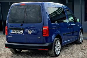 Blue Volkswagen Caddy 2018 in Kretinga, with an engine capacity of 2.00 L and mileage of 189 thousand km for 9850 €, photo 14 on AUTOMOTO.COM.LV