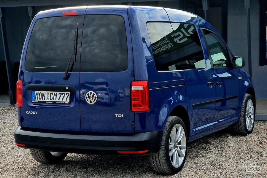 Blue Volkswagen Caddy 2018 in Kretinga, with an engine capacity of 2.00 L and mileage of 189 thousand km for 9850 €, photo 14 on AUTOMOTO.COM.LV
