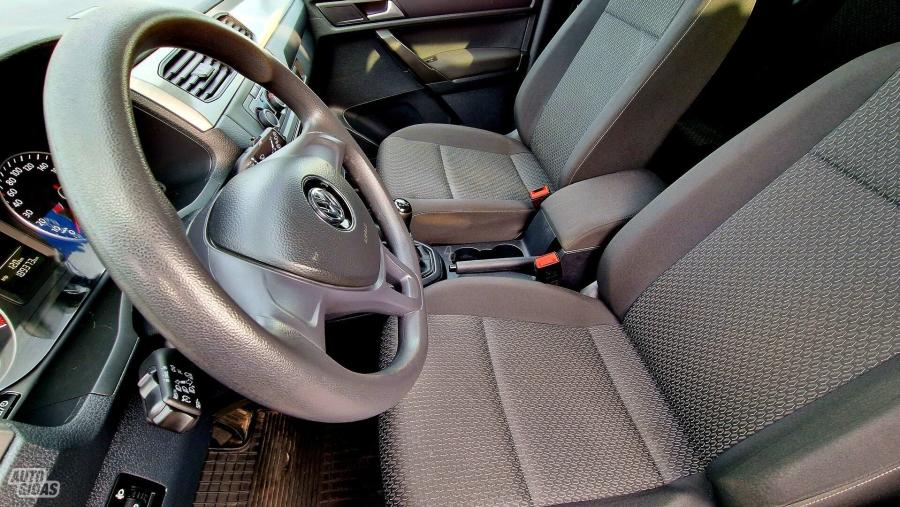 Blue Volkswagen Caddy 2018 in Kretinga, with an engine capacity of 2.00 L and mileage of 189 thousand km for 9850 €, photo 18 on AUTOMOTO.COM.LV