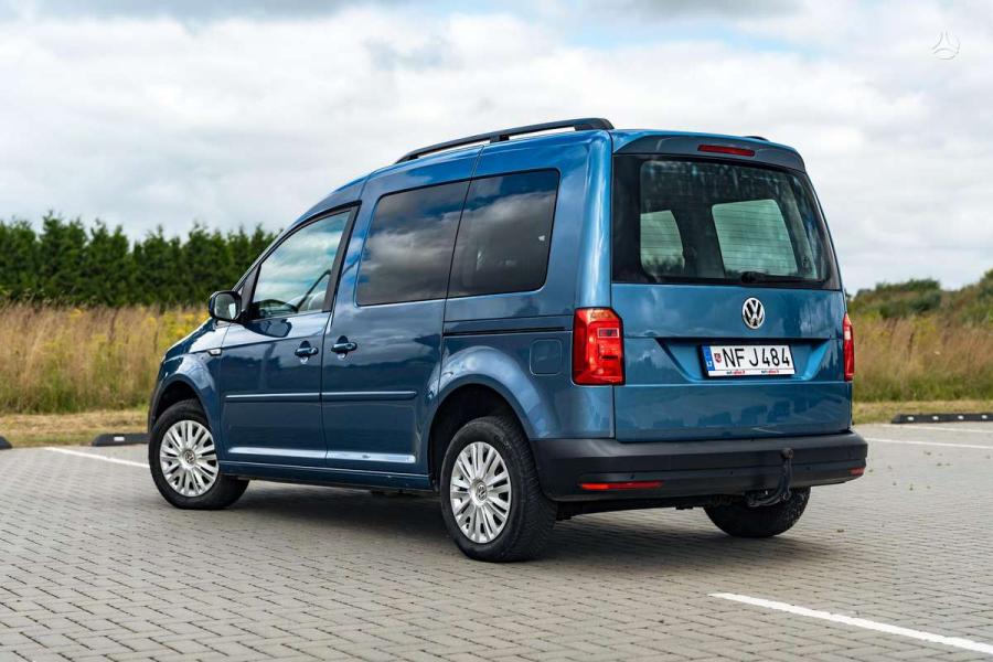 Zils Volkswagen Caddy 2019 Klaipėda, ar dzinēja tilpumu 1.97 L un nobraukumu 101 tūkst. km par 13500 €, foto 17 vietnē AUTOMOTO.COM.LV