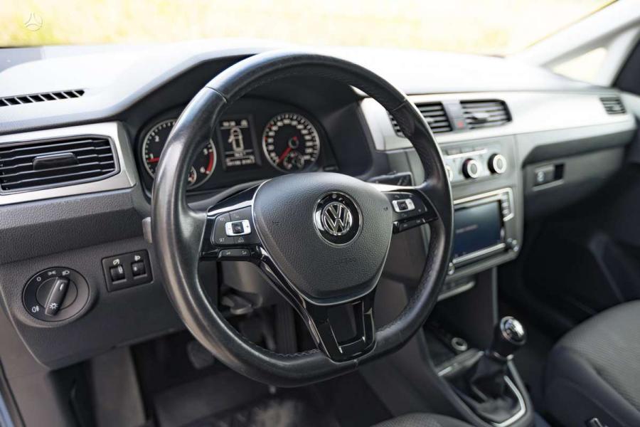Zils Volkswagen Caddy 2019 Klaipėda, ar dzinēja tilpumu 1.97 L un nobraukumu 101 tūkst. km par 13500 €, foto 19 vietnē AUTOMOTO.COM.LV
