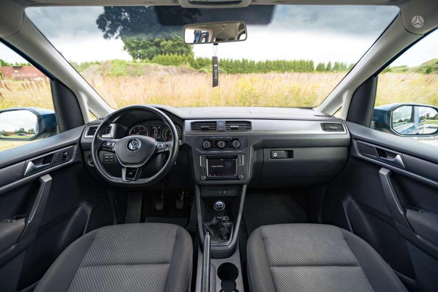 Zils Volkswagen Caddy 2019 Klaipėda, ar dzinēja tilpumu 1.97 L un nobraukumu 101 tūkst. km par 13500 €, foto 29 vietnē AUTOMOTO.COM.LV