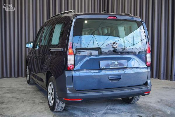 Blue Volkswagen Caddy 2020 in Marijampole, with an engine capacity of 2.00 L and mileage of 209 thousand km for 15250 €, photo 9 on AUTOMOTO.COM.LV