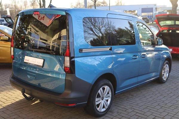 Blue Volkswagen Caddy 2023 in Kaunas, with an engine capacity of 1.50 L and mileage of 26 thousand km for 28570 €, photo 5 on AUTOMOTO.COM.LV