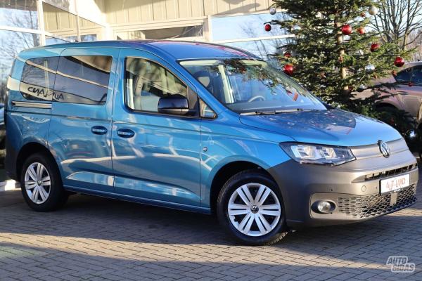 Blue Volkswagen Caddy 2023 in Kaunas, with an engine capacity of 1.50 L and mileage of 26 thousand km for 28570 €, photo 6 on AUTOMOTO.COM.LV