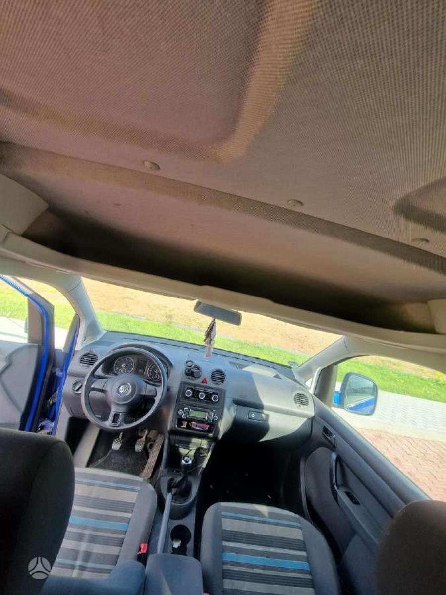 Zils Volkswagen Caddy 2011 Kauņa, ar dzinēja tilpumu 1.20 L un nobraukumu 230 tūkst. km par 4000 €, foto 15 vietnē AUTOMOTO.COM.LV