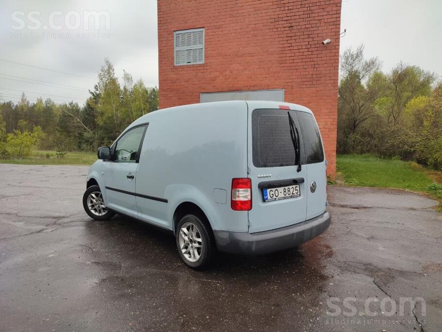 Blue Volkswagen Caddy 2007 in Riga, with an engine capacity of 2.00 L and mileage of 378 thousand km for 1595 €, photo 6 on AUTOMOTO.COM.LV