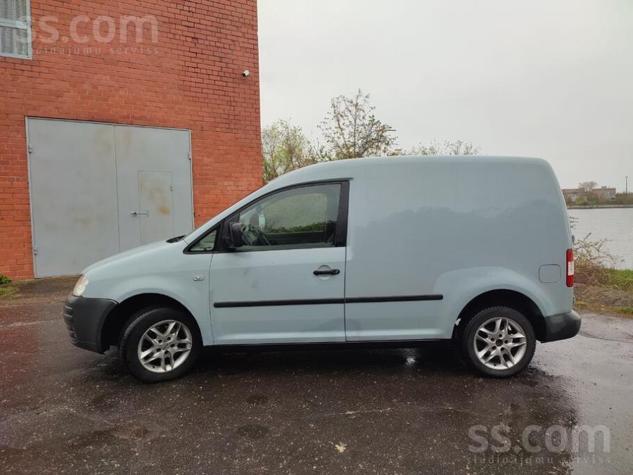 Blue Volkswagen Caddy 2007 in Riga, with an engine capacity of 2.00 L and mileage of 378 thousand km for 1595 €, photo 7 on AUTOMOTO.COM.LV