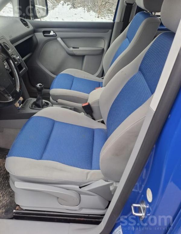 Blue Volkswagen Caddy 2006 in Aluksne, with an engine capacity of 1.40 L and mileage of 200 thousand km for 3650 €, photo 1 on AUTOMOTO.COM.LV