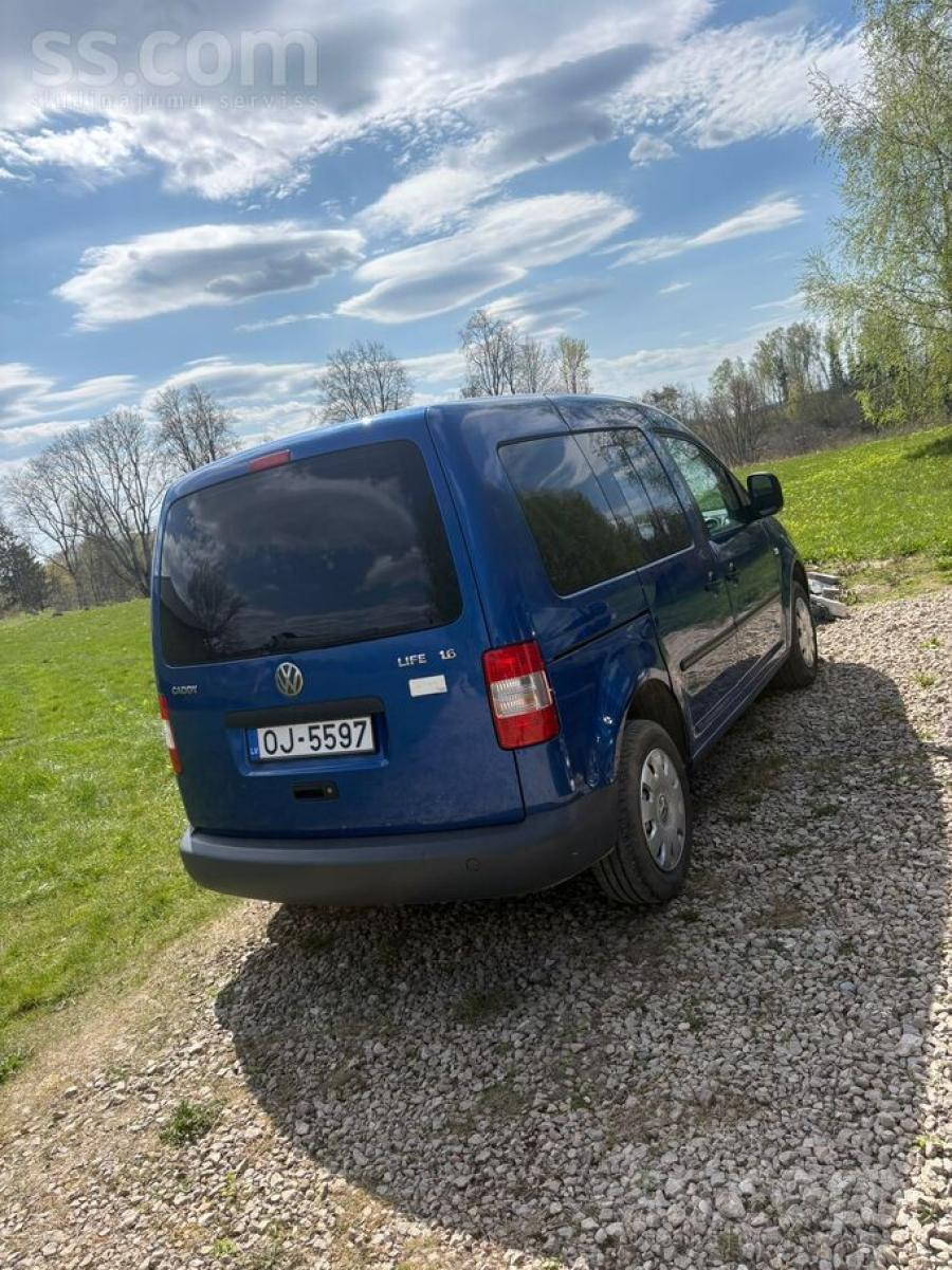 Zils Volkswagen Caddy 2005 Aizkraukle, ar dzinēja tilpumu 1.60 L un nobraukumu 256 tūkst. km par 3690 €, foto 4 vietnē AUTOMOTO.COM.LV