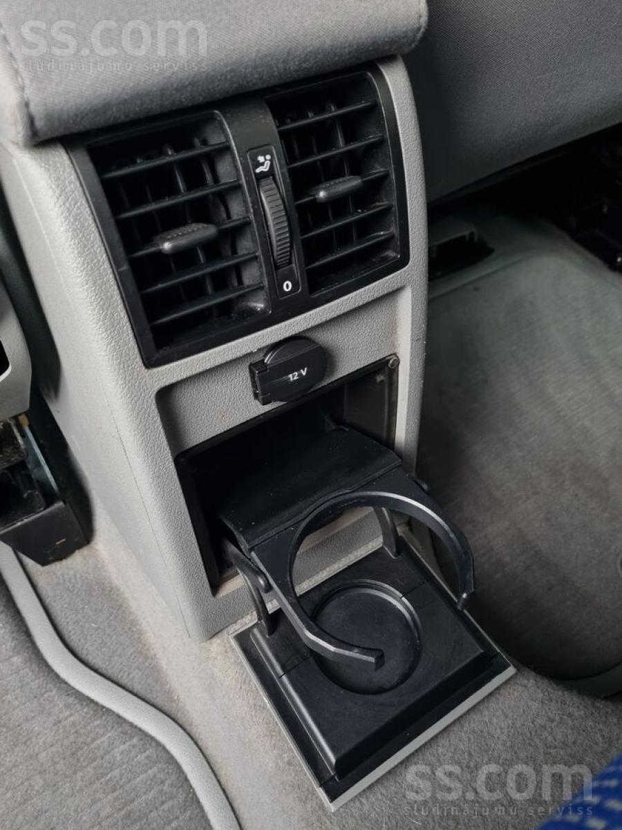 Zils Volkswagen Caddy 2006 Ogre, ar dzinēja tilpumu 1.90 L un nobraukumu 286 tūkst. km par 4750 €, foto 20 vietnē AUTOMOTO.COM.LV