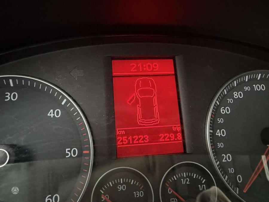 Zils Volkswagen Caddy 2010 Panevēža, ar dzinēja tilpumu 1.90 L un nobraukumu 0 tūkst. km par 5000 €, foto 5 vietnē AUTOMOTO.COM.LV