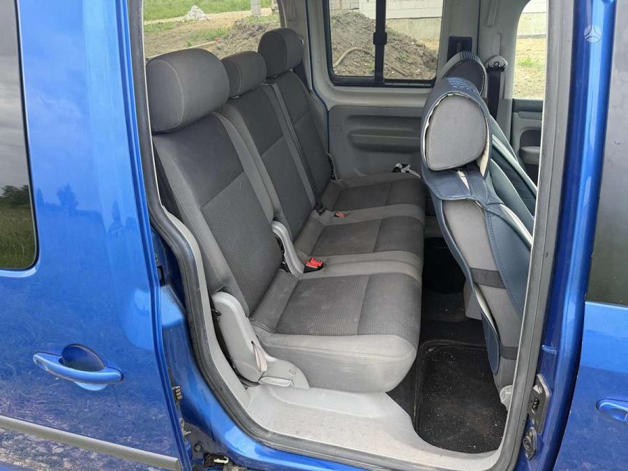 Zils Volkswagen Caddy 2010 Panevēža, ar dzinēja tilpumu 1.90 L un nobraukumu 0 tūkst. km par 5000 €, foto 6 vietnē AUTOMOTO.COM.LV