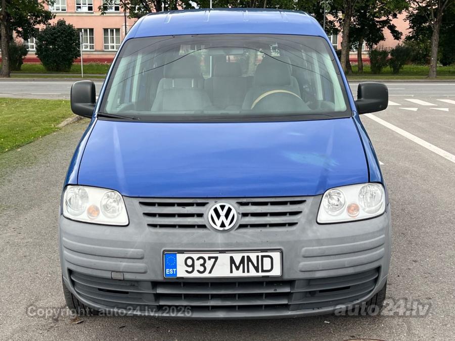Blue Volkswagen Caddy 2010 in Narva, with an engine capacity of 1.40 L and mileage of 235 thousand km for 1999 €, photo 3 on AUTOMOTO.COM.LV