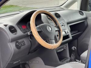 Blue Volkswagen Caddy 2010 in Narva, with an engine capacity of 1.40 L and mileage of 235 thousand km for 1999 €, photo 10 on AUTOMOTO.COM.LV