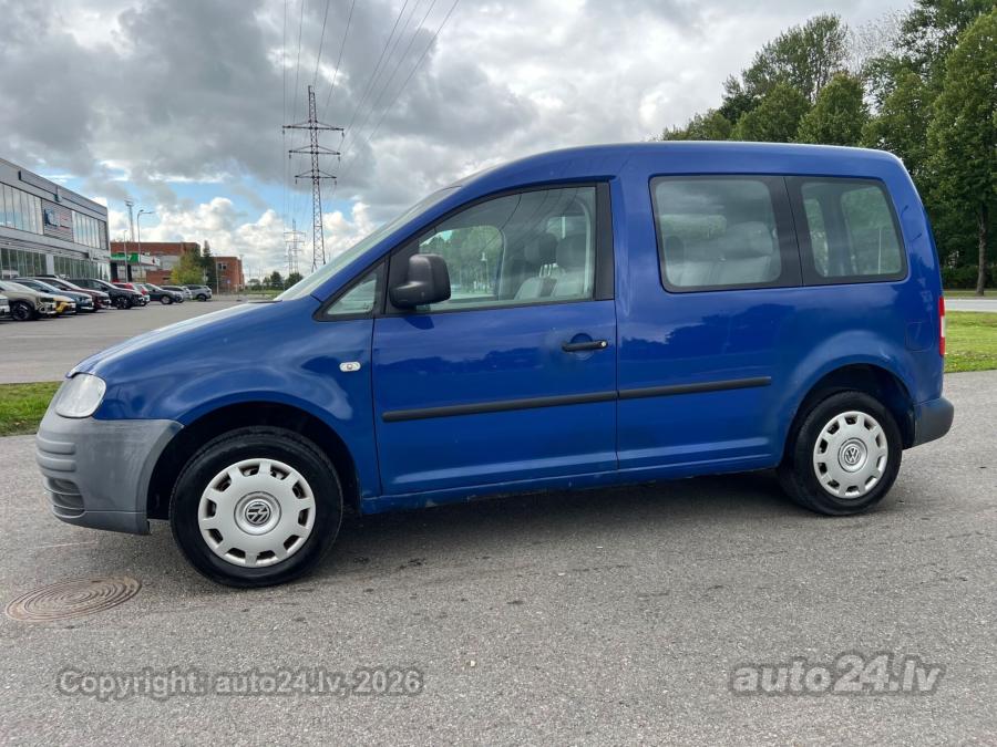 Blue Volkswagen Caddy 2010 in Narva, with an engine capacity of 1.40 L and mileage of 235 thousand km for 1999 €, photo 13 on AUTOMOTO.COM.LV
