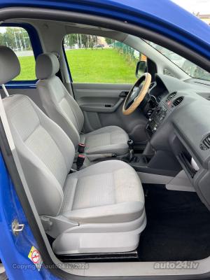 Blue Volkswagen Caddy 2010 in Narva, with an engine capacity of 1.40 L and mileage of 235 thousand km for 1999 €, photo 16 on AUTOMOTO.COM.LV
