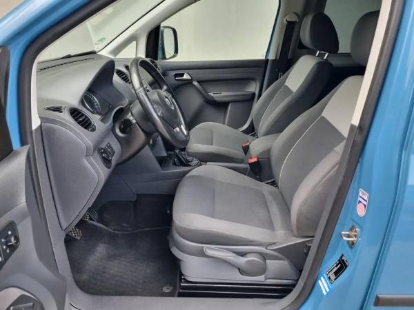 Zils Volkswagen Caddy 2011 Ogre, ar dzinēja tilpumu 1.60 L un nobraukumu 335 tūkst. km par 5850 €, foto 10 vietnē AUTOMOTO.COM.LV