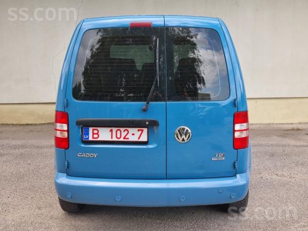Blue Volkswagen Caddy 2011 in Ogre, with an engine capacity of 1.60 L and mileage of 335 thousand km for 5850 €, photo 7 on AUTOMOTO.COM.LV