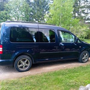 Blue Volkswagen Caddy 2014 in Tallinn, with an engine capacity of 2.00 L and mileage of 0 thousand km for 7000 €, photo 3 on AUTOMOTO.COM.LV