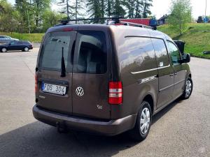 Brown Volkswagen Caddy 2011 in Vilnius, with an engine capacity of 1.60 L and mileage of 355 thousand km for 3350 €, photo 18 on AUTOMOTO.COM.LV