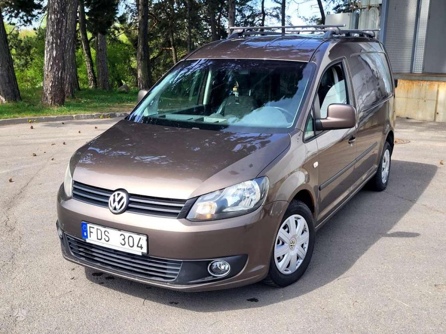 Brown Volkswagen Caddy 2011 in Vilnius, with an engine capacity of 1.60 L and mileage of 355 thousand km for 3350 €, photo 20 on AUTOMOTO.COM.LV