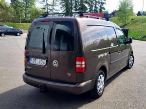 Brown Volkswagen Caddy 2011 in Vilnius, with an engine capacity of 1.60 L and mileage of 355 thousand km for 3300 €, photo 15 on AUTOMOTO.COM.LV