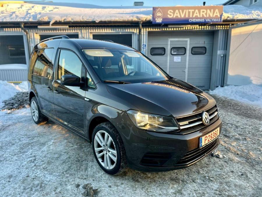 Brown Volkswagen Caddy 2017 in Siauliai, with an engine capacity of 1.40 L and mileage of 220 thousand km for 8750 €, photo 1 on AUTOMOTO.COM.LV