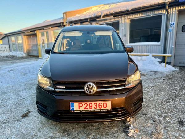 Brown Volkswagen Caddy 2017 in Siauliai, with an engine capacity of 1.40 L and mileage of 220 thousand km for 8750 €, photo 2 on AUTOMOTO.COM.LV