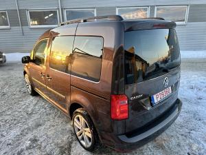Brown Volkswagen Caddy 2017 in Siauliai, with an engine capacity of 1.40 L and mileage of 220 thousand km for 8750 €, photo 8 on AUTOMOTO.COM.LV