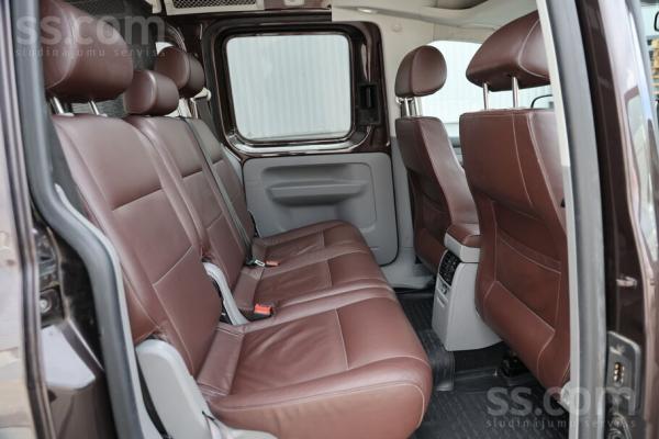 Brown Volkswagen Caddy 2009 in Tukums, with an engine capacity of 2.00 L and mileage of 251 thousand km for 6900 €, photo 8 on AUTOMOTO.COM.LV