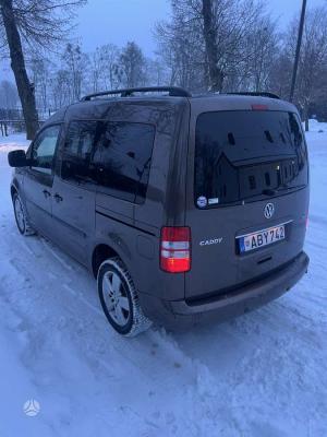 Brūns Volkswagen Caddy 2010 Kauņa, ar dzinēja tilpumu 1.60 L un nobraukumu 276 tūkst. km par 5650 €, foto 4 vietnē AUTOMOTO.COM.LV